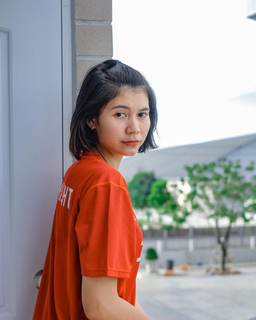 "อุ้ม อติกานต์" ตะกร้อสาวทีมชาติไทยเผยหุ่นแซ่บกลางไอจี - Kelaland